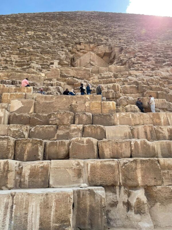 The Great Pyramids of Giza - One of 7 Wonders of the World